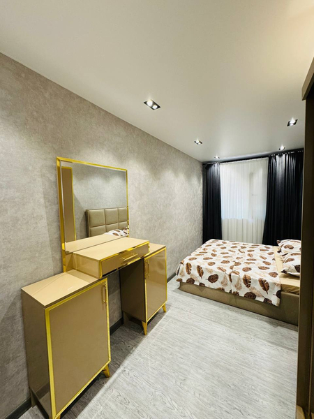 Новомосковская 2/2/5 кирпич Балкон 1*4м² Общ пл50м² Мебель+техника