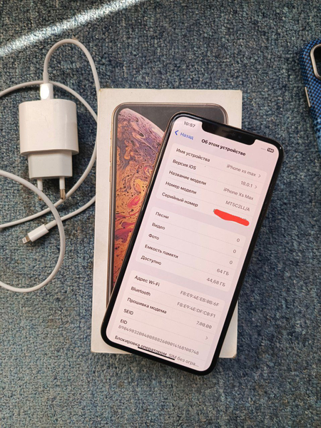 Iphone Xs max...