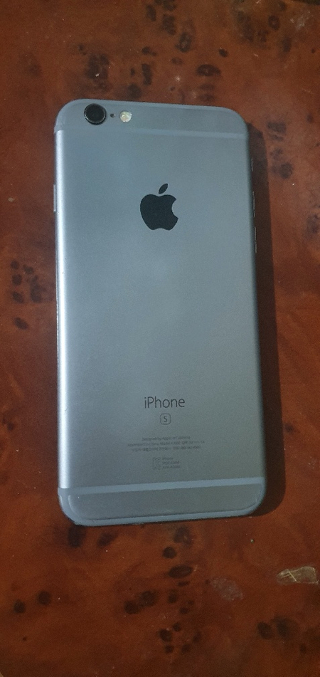 Iphoni 6+ srochni sotiladi  aybi yuq  100% toza