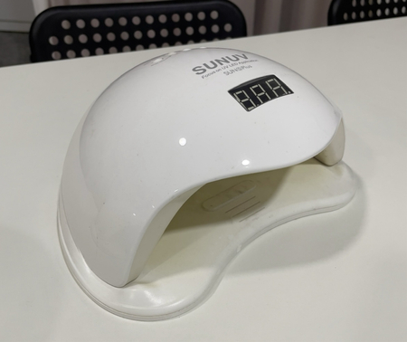 Продаю лампу SUN 5 Plus для маникюра и педикюра