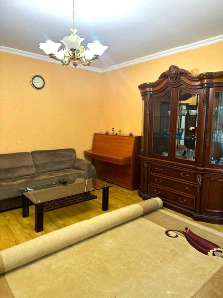Квартира в аренду 3х комнатная ул.Чехова 60 школа отличная локация!