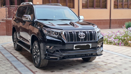 Tayota prado 2023