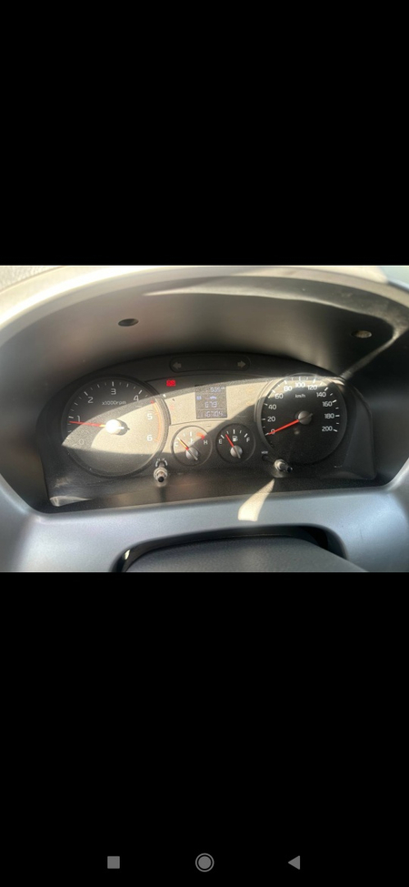 kia bongo сотилади