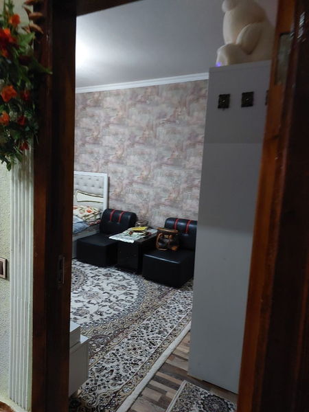 3 хонали квартира сотилади Жомий 5чи 3 этаж хамма кулайликларга эга
