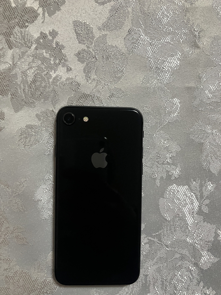Iphome 8 64 gb LLA