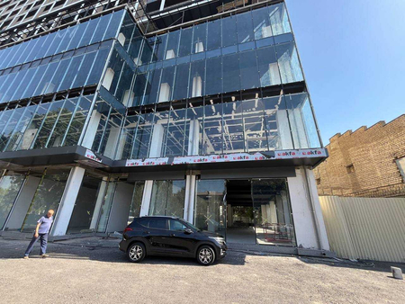 Продаётся помещение 3-й этаж 2500 м2 (Алмазар)