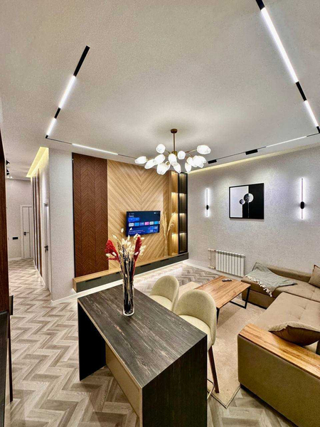 Ш-Руставели Ялпиз Ресторан 2в3/2/4 Срочно 58м2 Kvartira