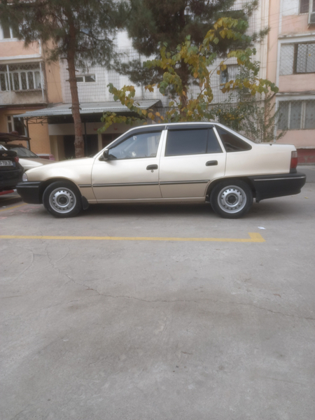 Neksiya sons 1998 yil