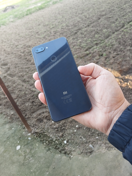 Xiomi 8 Lite 64gb ideal