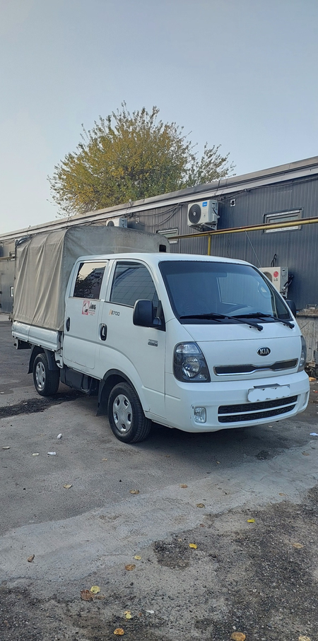 KIA BONGO  2016 yil 4×4