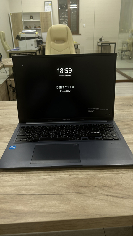 Ноутбук Asus vivobook 16