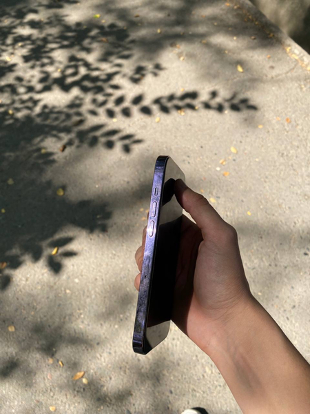 IPhone 14 pro 90%