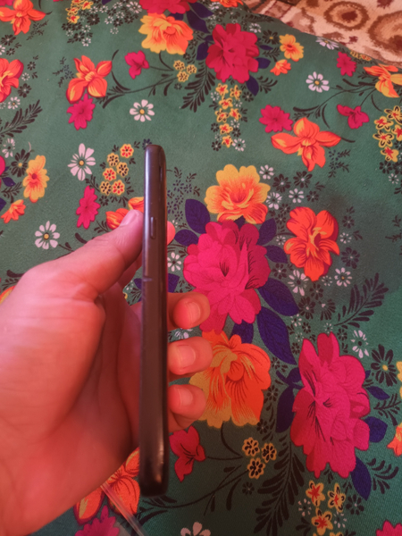 Samsung J2 aybi yoq