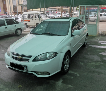 Lacetti Gentra qilingan
