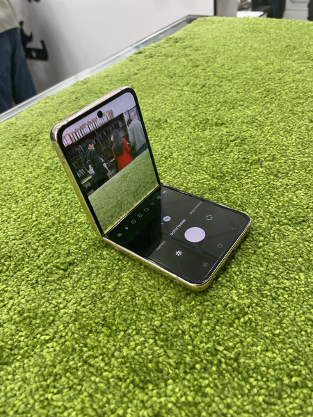 Z Flip 4 Samsung