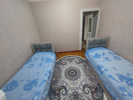 Продается 4-х комнатная квартира на Рисовом базаре