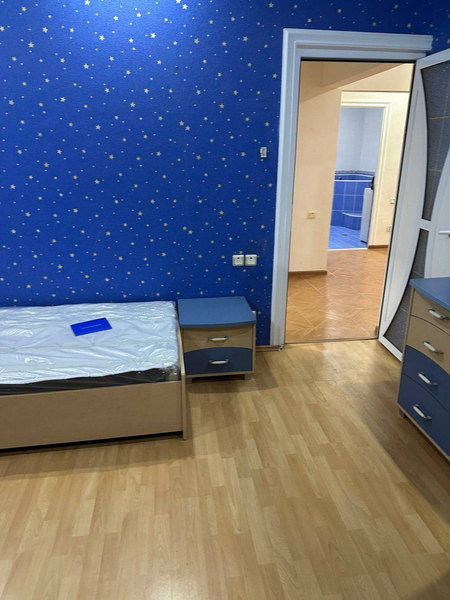 #5679 Продается квартира 4/1/9! Мирабадский р-н госпитальный рынок