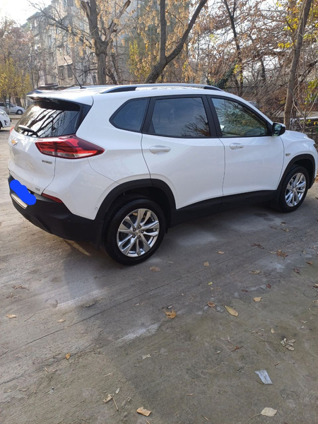Продаётся Chevrolet Tracker 2 позиция LTZ Turbo