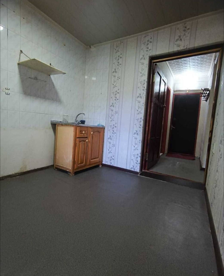 .Продам 1комнатную 30м2 этаж 1 квартал 1 Чиланзар метро Новза ориентир