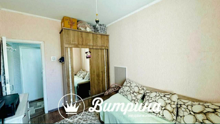 Продается 2 комнатная на Ц-6
