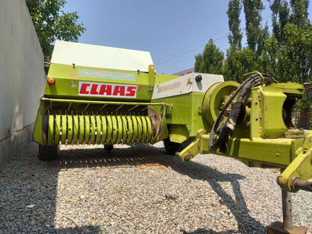 Claas markant 55