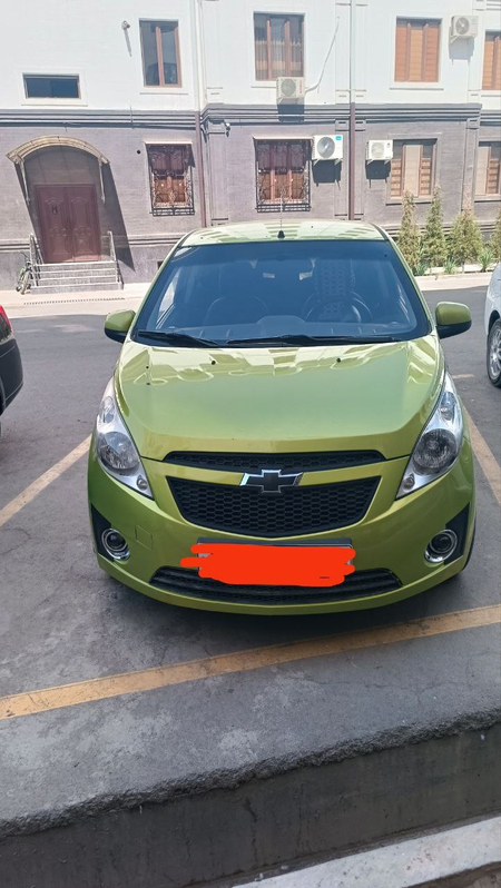 Продаётся автомобиль спарк