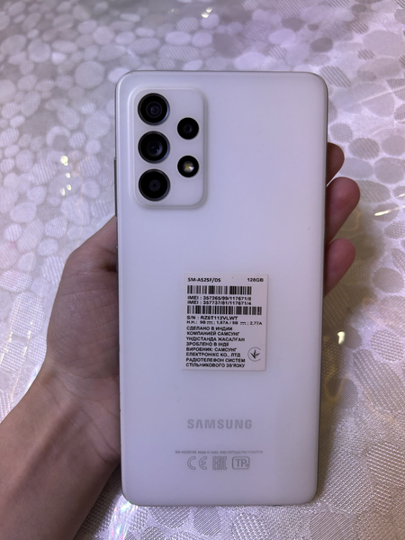 Samsung A52 128 в идеалбном состоянии