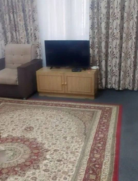 Чиланзар 19 1/2/4 панель 33м2 не торец балкон 1.5х3 ориентир базар