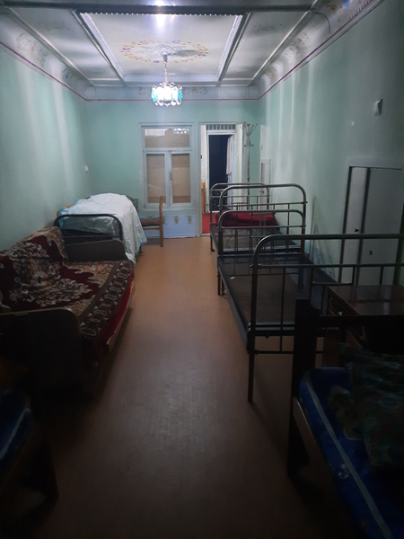 Talabalarga ijaraga hovlidan joy