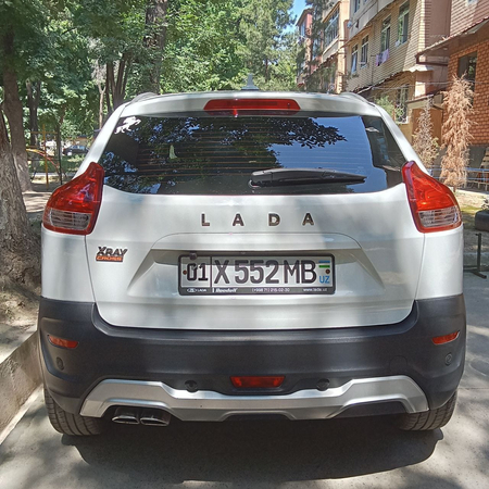 Lada Xray Cross 2019