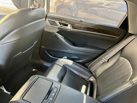 Hyundai Genesis G80