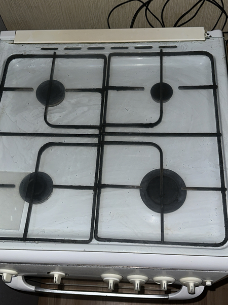 Поодам газовую плиту “Beko”
