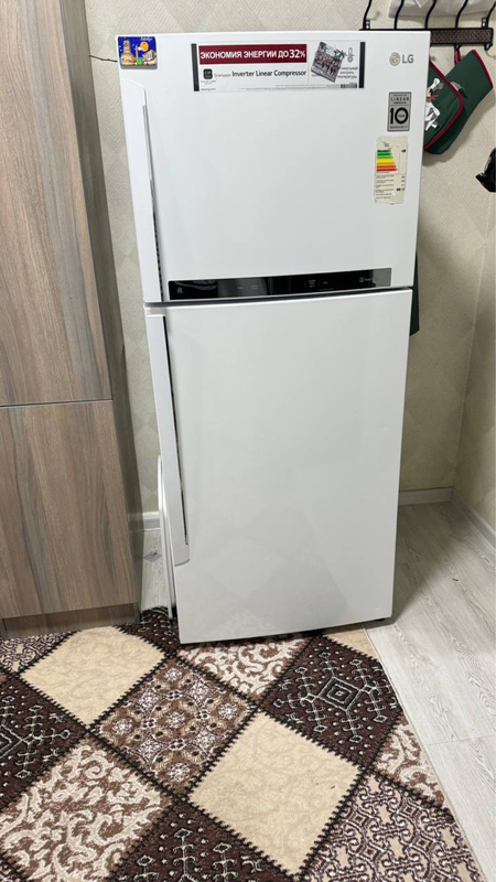 LG холодильник