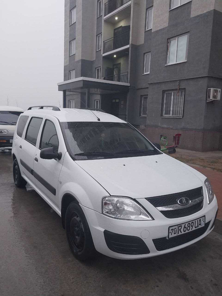 Lada Largus 2019 sotiladi