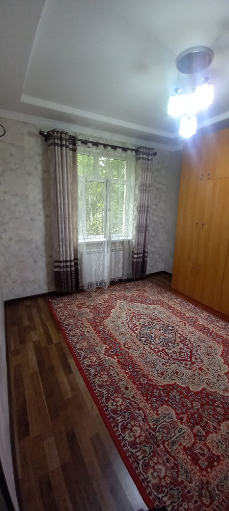 M.Ulug'bek tuman 2/1/4 sotiladi
