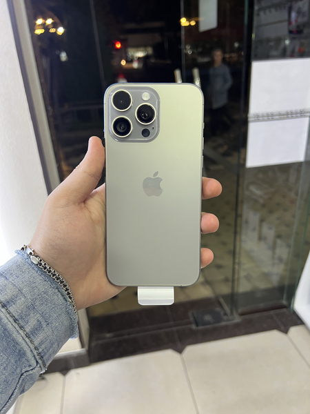 iphone 15pro Max dubai