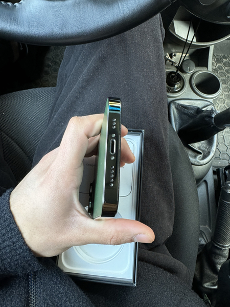 Iphone 13 pro srochna sotiladi