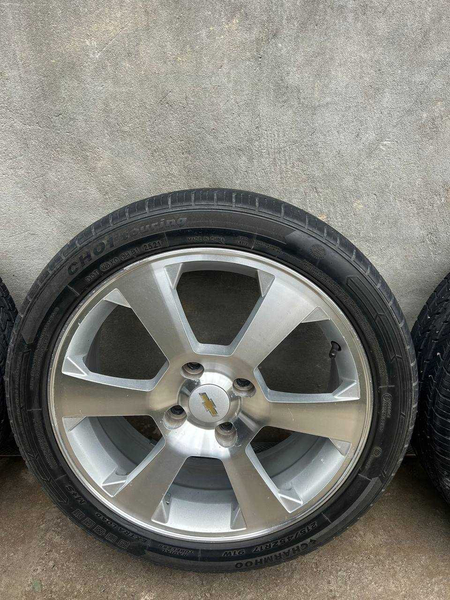 R17 215/45 Diska va balon Gentra Lacetti va Epicaga tushadi