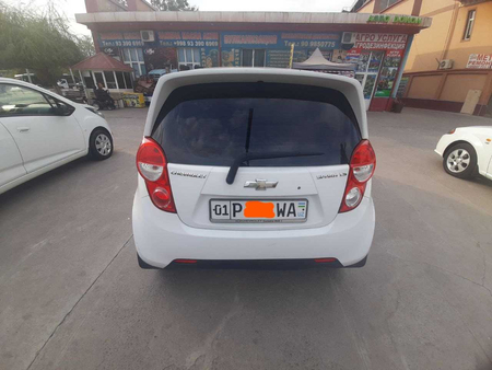СРОЧНО продаётся Chevrolet Spark, 2015, 2-позиция