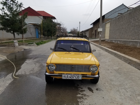 vaz 21011 srochno sotiladi