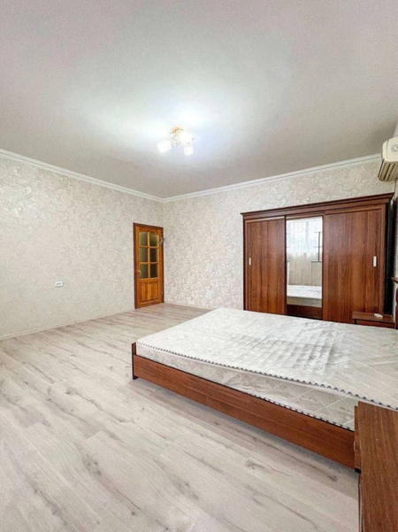 1/4/9.Прадаются квартира