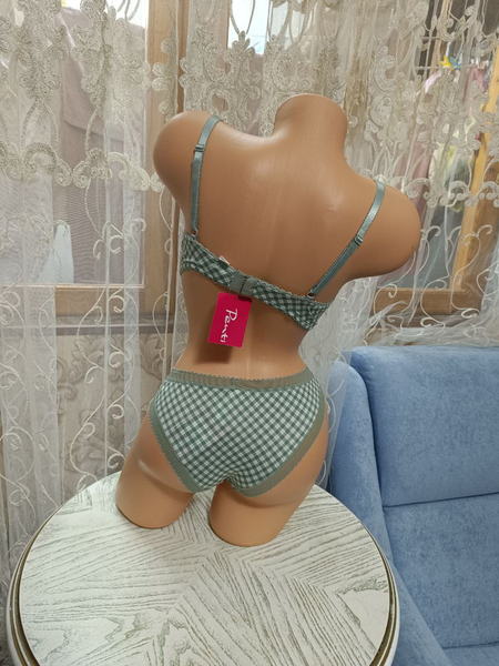 Новый комплект нижнего белья