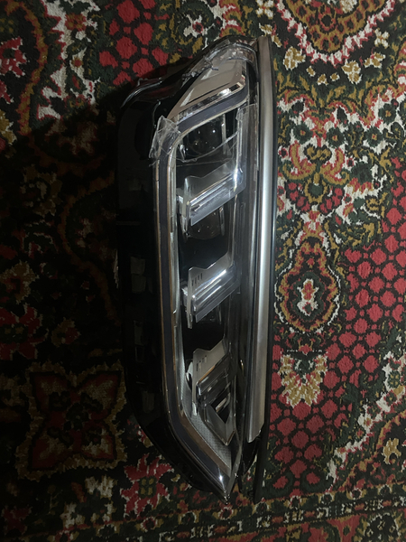Byd song + pashajir taraf fara qapqogʻini ozi singan ichlari butun