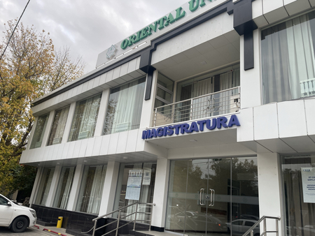 Сдается здание 1200 квм в 200 м. от линии метро Шахристанская.