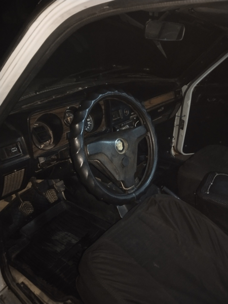 Volga 31029 sotiladi i obmen