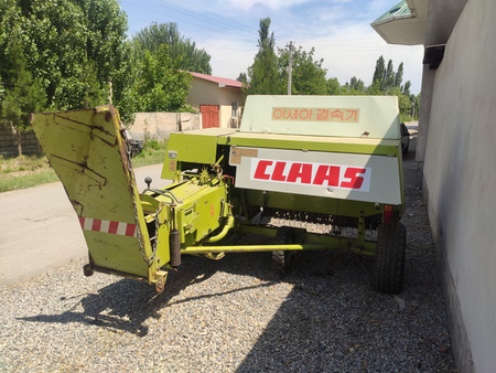Claas markant 55