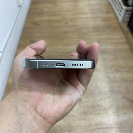 15 Pro 128gb White Titan  100% ZA/A  Apple Expert
