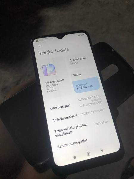 Redmi 8. 3/32 gb