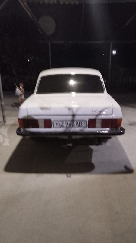 Gaz 3102 sotiladi