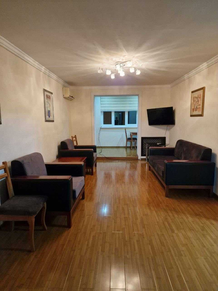 ул.Новомосковская 15 гор.больница 3-комн 5/5 70 м² ремонт меб/тех